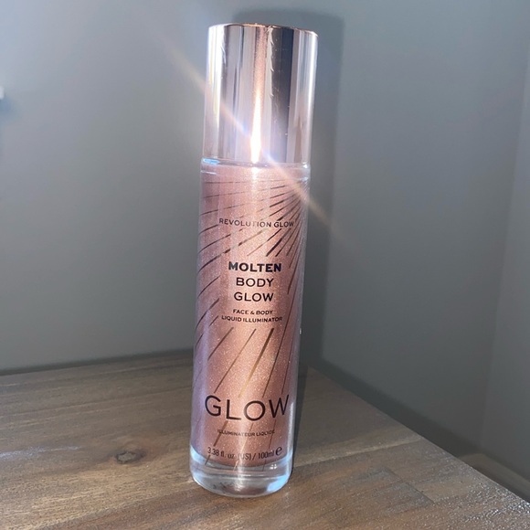 Revolution | Makeup | Revolution Glow Rose Gold Molten Body Glow Face ...